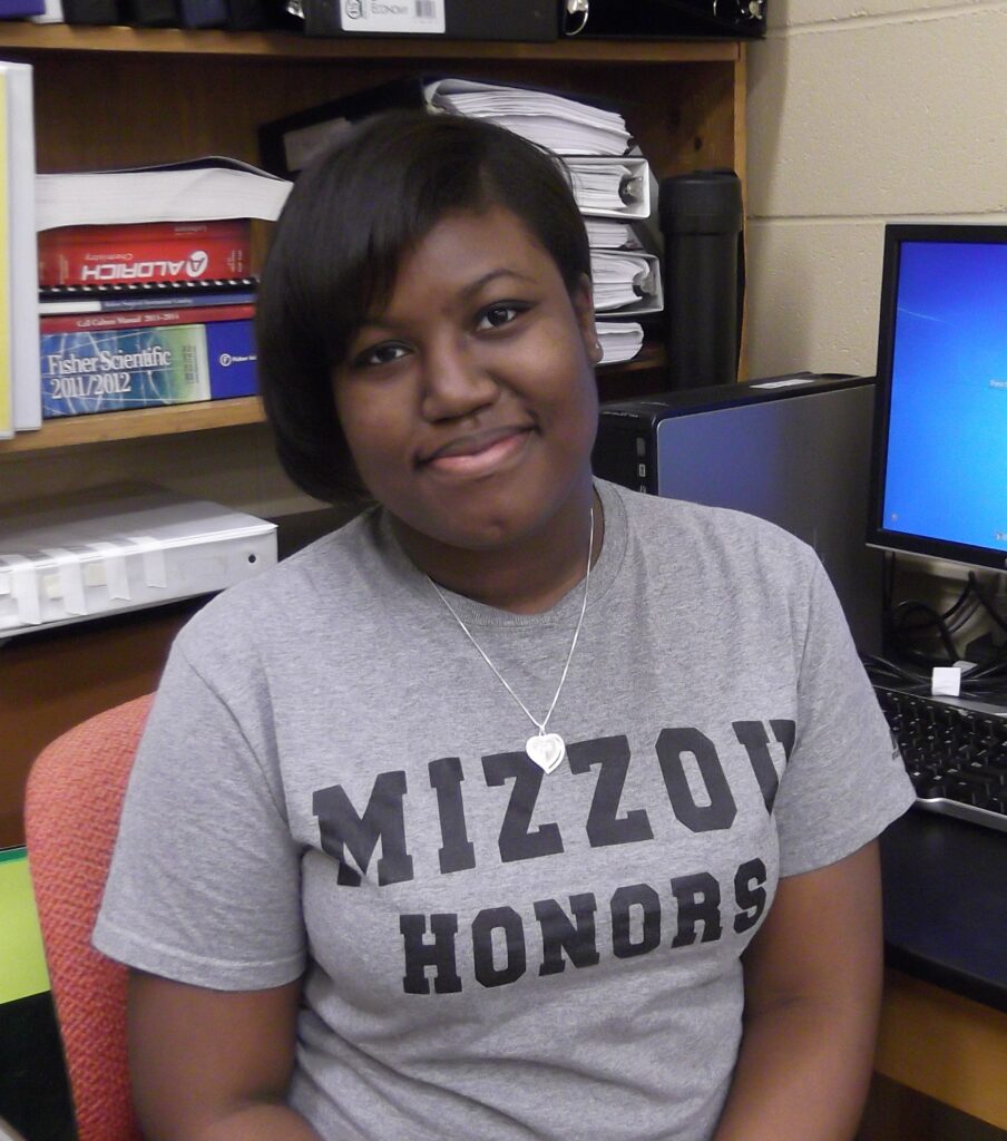 Previous Lab Members // Rivera Lab // University of Missouri